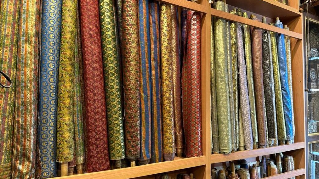 How One Hidden Workshop Is Keeping Syrian Brocade Alive