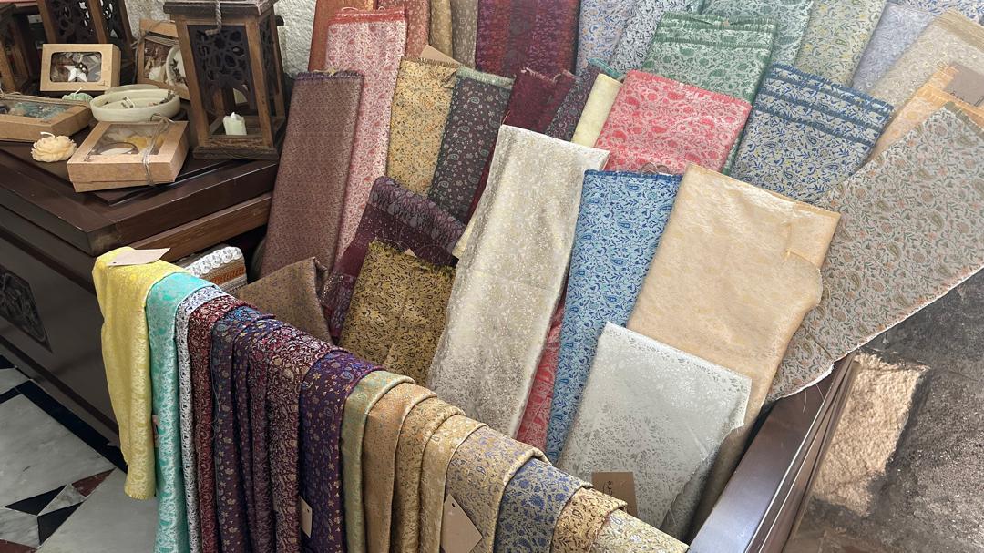 How One Hidden Workshop Is Keeping Syrian Brocade Alive